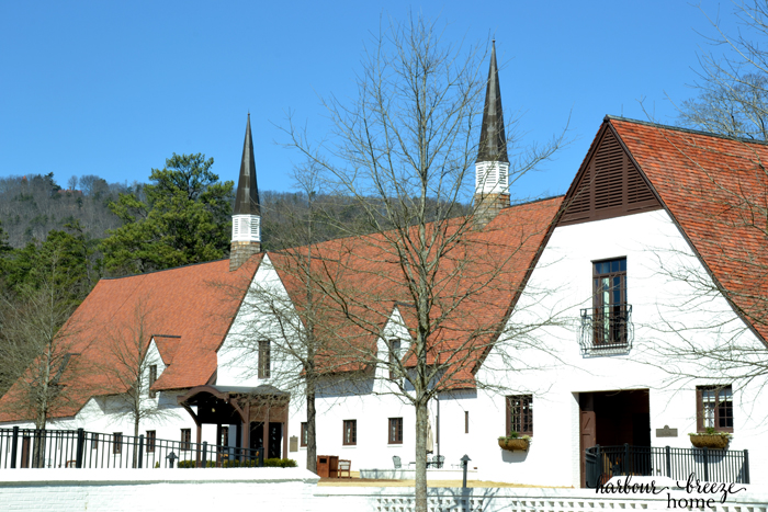 WinShape Retreat Center - Harbour Breeze Home