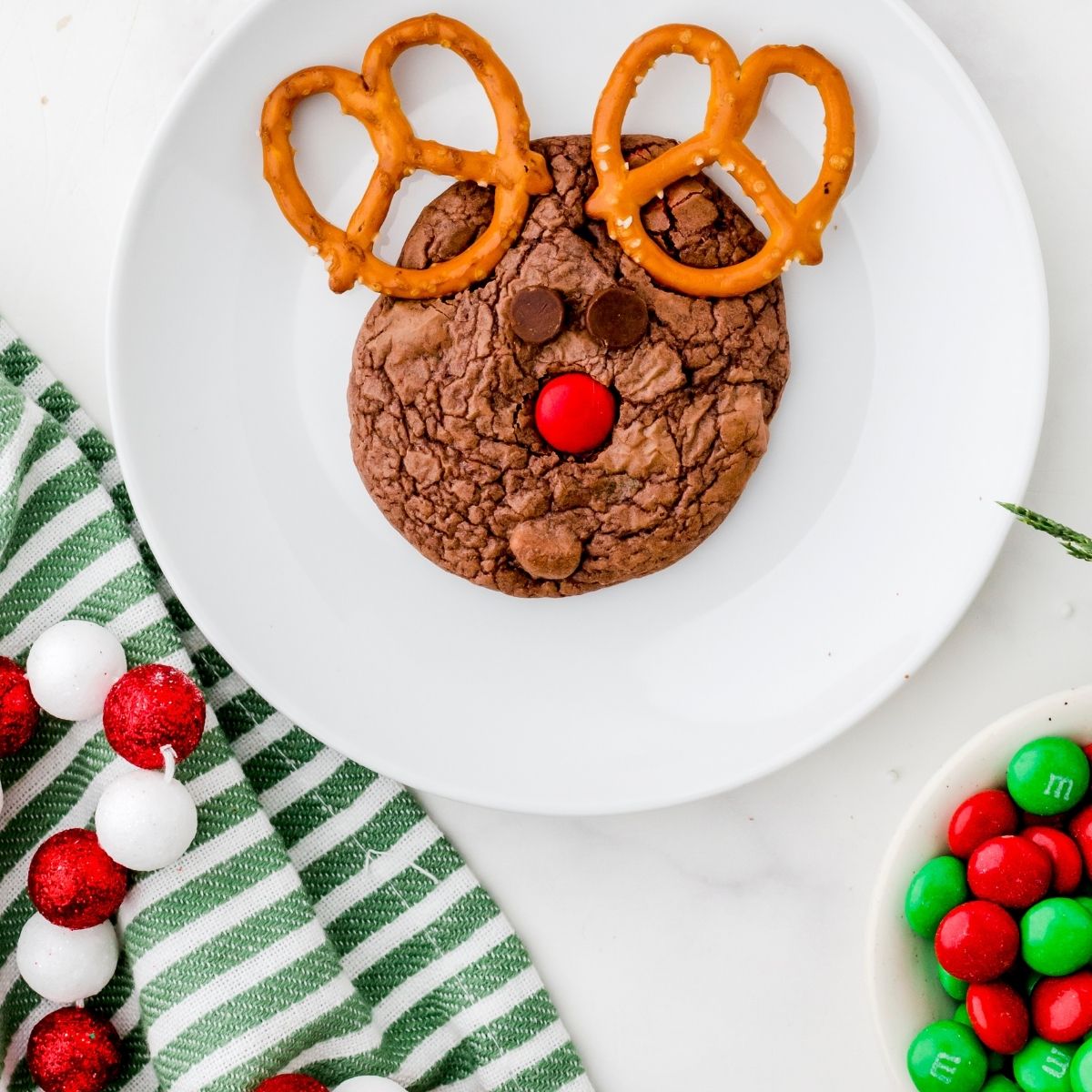 How to Turn Brownie Mix Cookies into Rudolph Cookies - Harbour Breeze Home