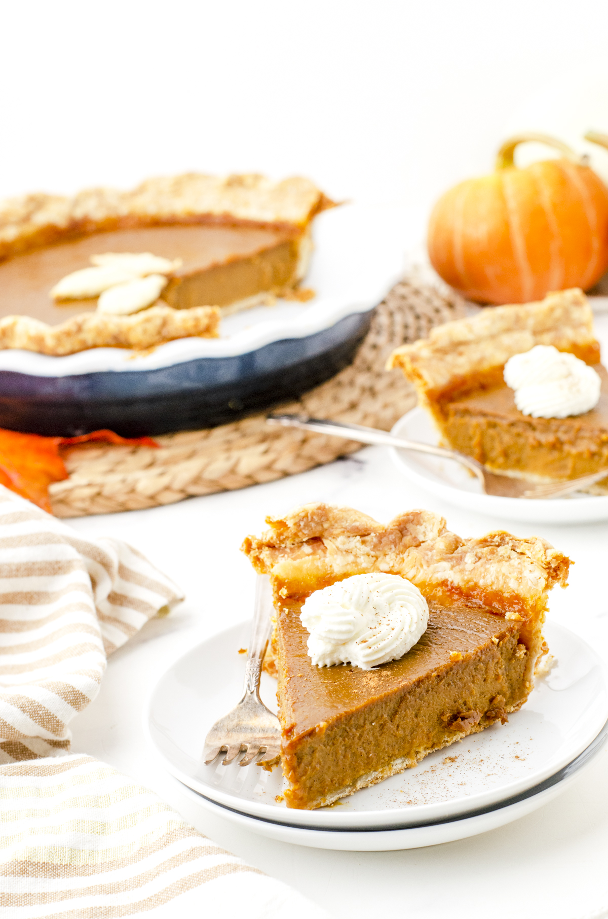 Old Fashioned Pumpkin Pie Recipe - Harbour Breeze Home