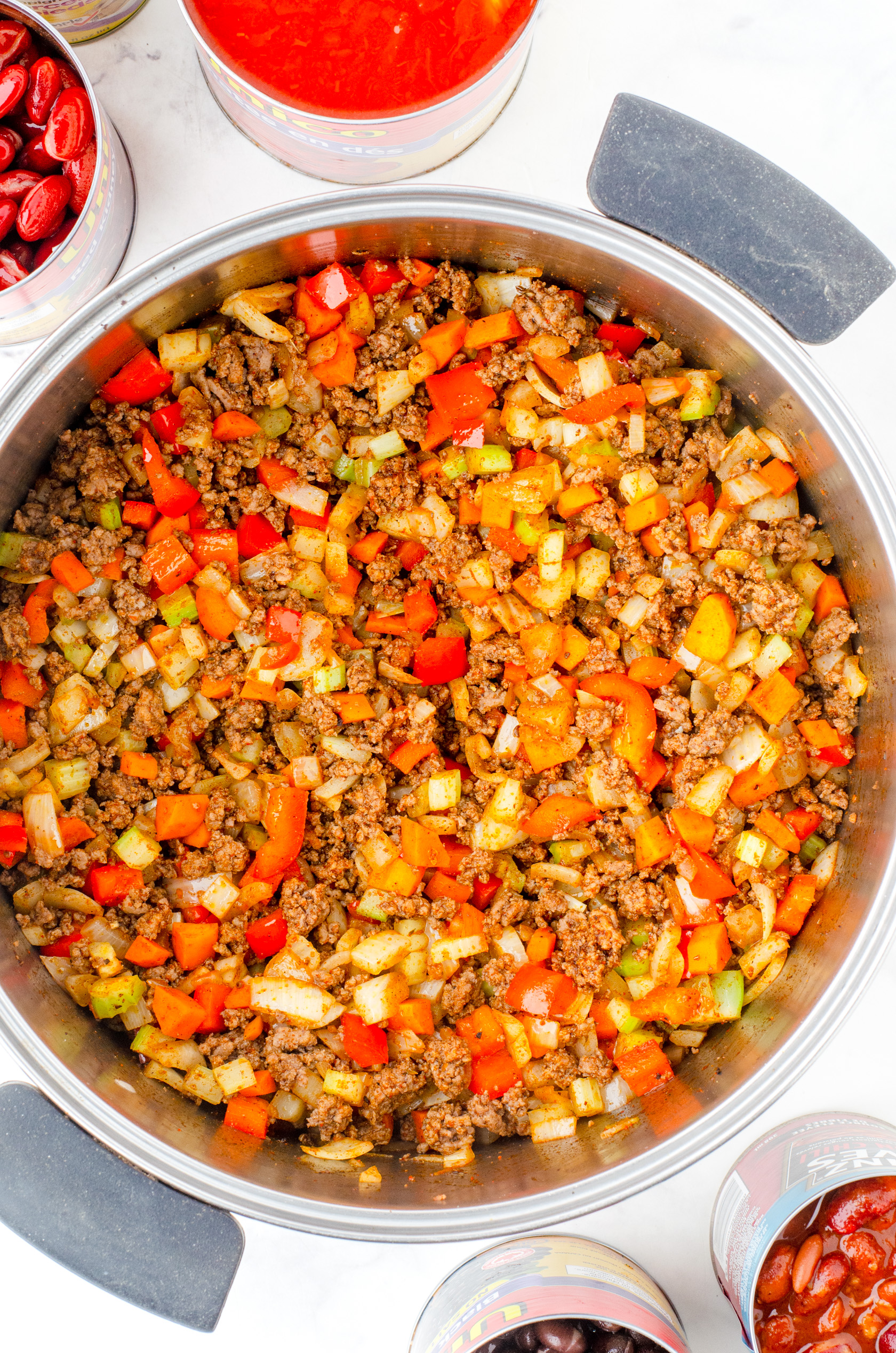 Warm Up with this Classic Chili Recipe with Beans and Ground Beef ...