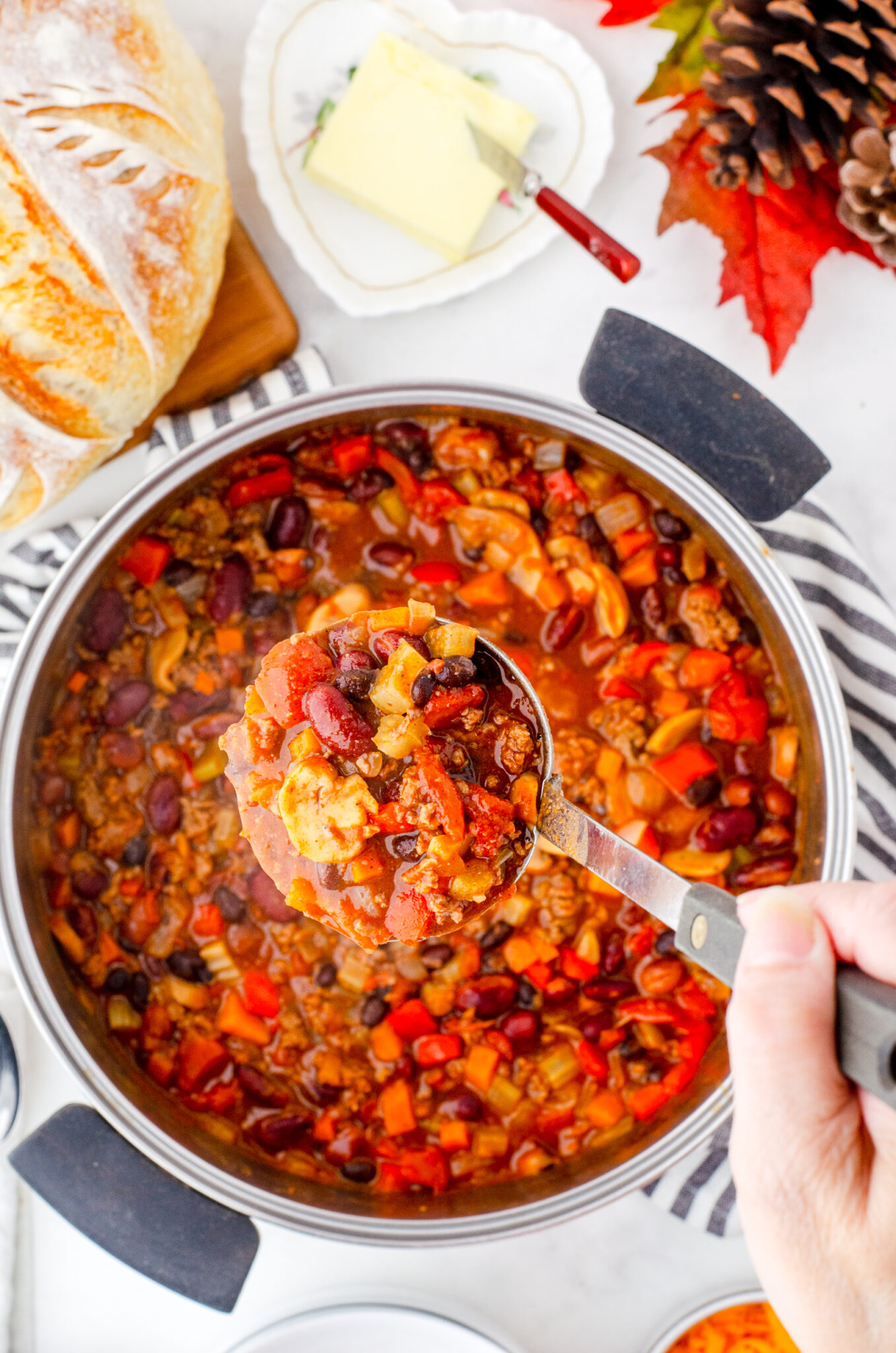 Warm Up with this Classic Chili Recipe with Beans and Ground Beef ...
